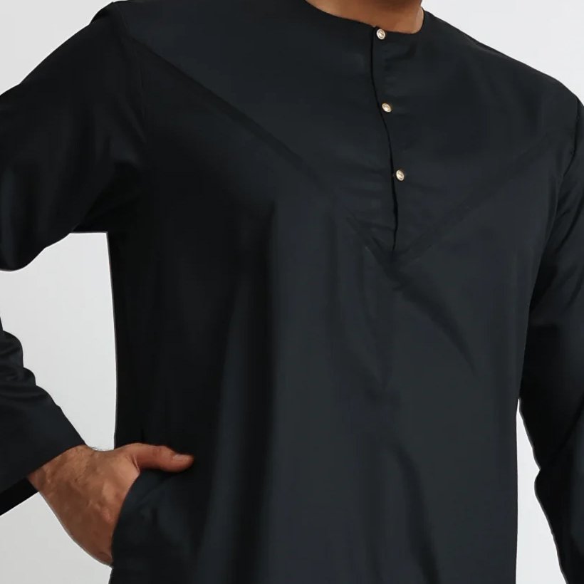 Black Omani Thobe Design | Men Thobes Uk