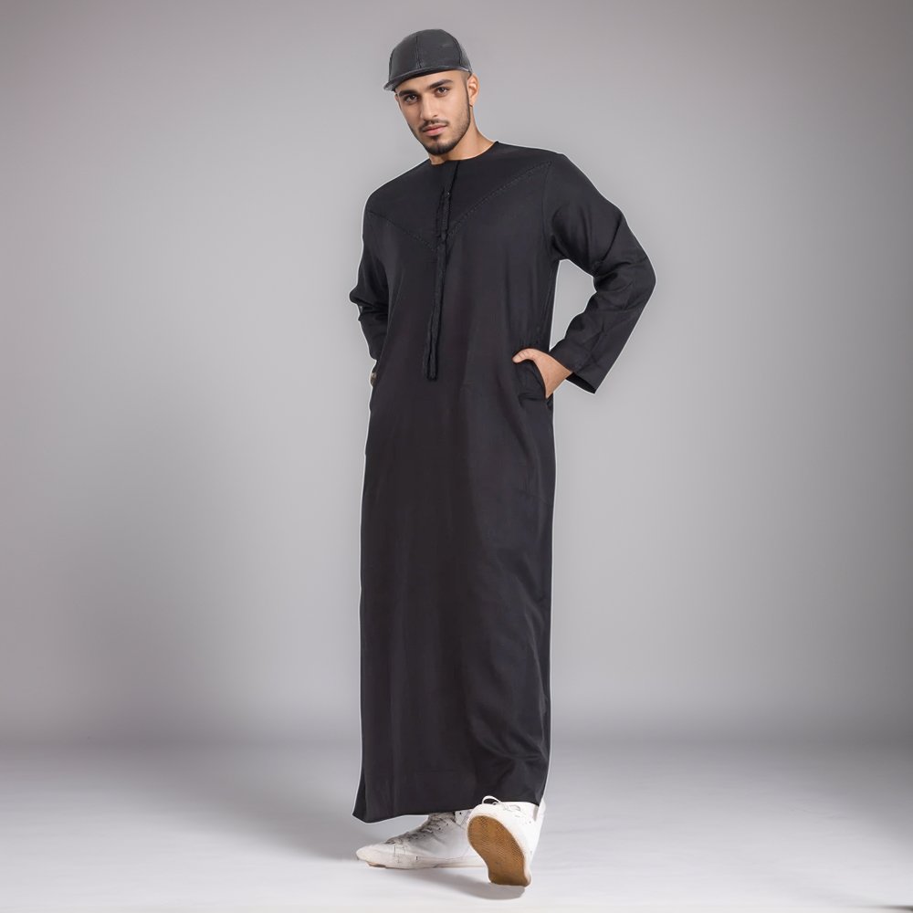 black emirati men's islamic clothing thobe